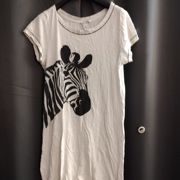 Banana Republic | Tops | Hm Zebra Tshirt Size S | Poshmark